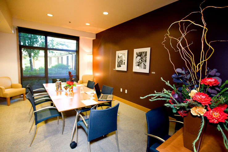 Cedarbrook Lodge - Stash Hotel Rewards