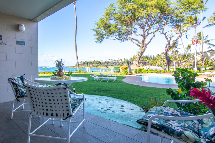 Napili Surf Beach Resort - Stash Hotel Rewards