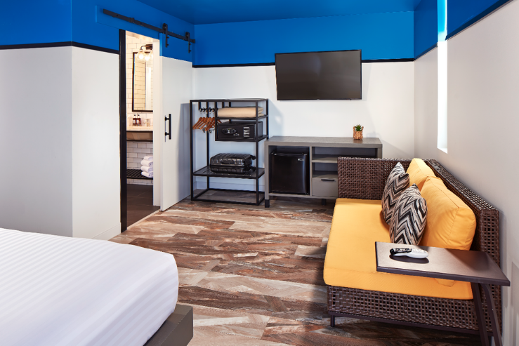 Pacific View Inn - Stash Hotel Rewards