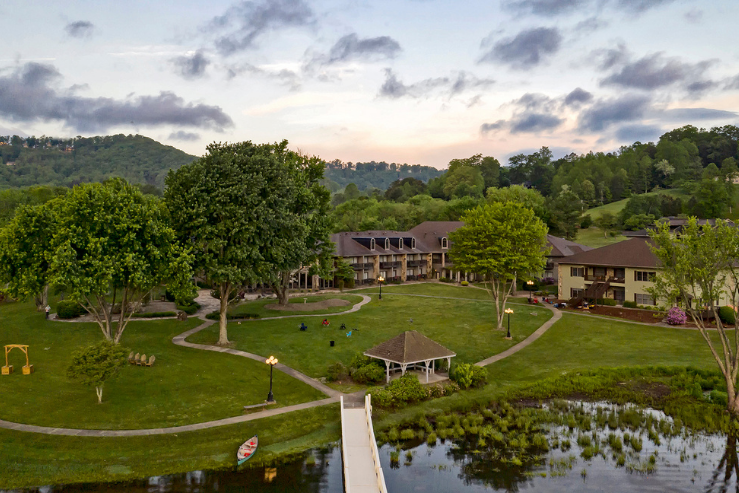 The Ridges Resort on Lake Chatuge - Stash Hotel Rewards
