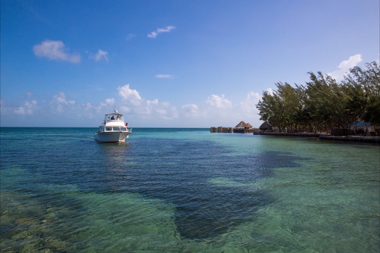 Thatch Caye Resort - Stash Hotel Rewards