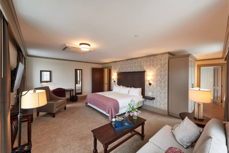 The Groton Inn - Stash Hotel Rewards