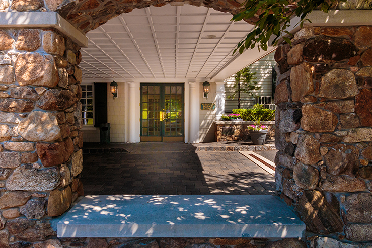 The Olde Mill Inn - Stash Hotel Rewards