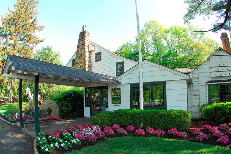 The Olde Mill Inn - Stash Hotel Rewards