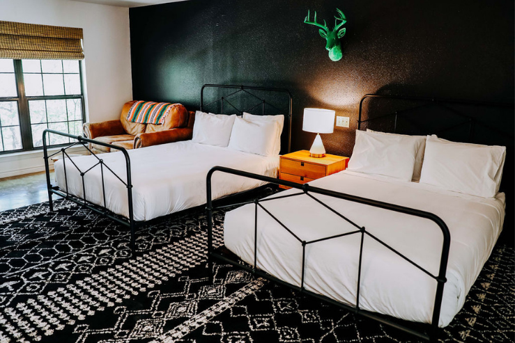 Wimberley Inn - Stash Hotel Rewards